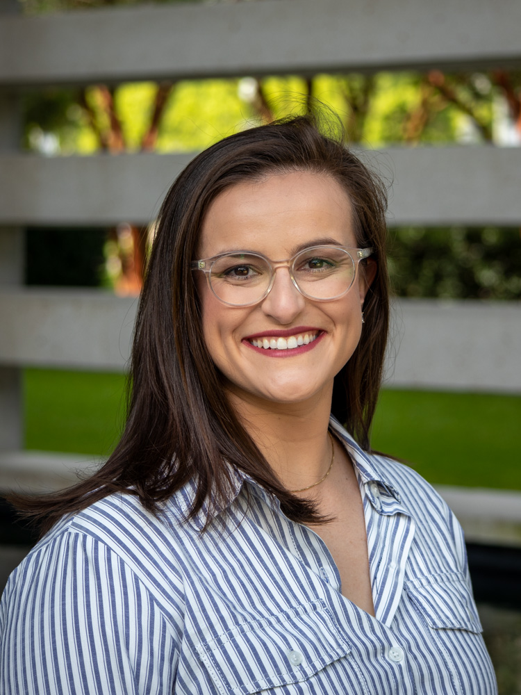 Lindsay Redhead, MBA - ELIFIN® Realty